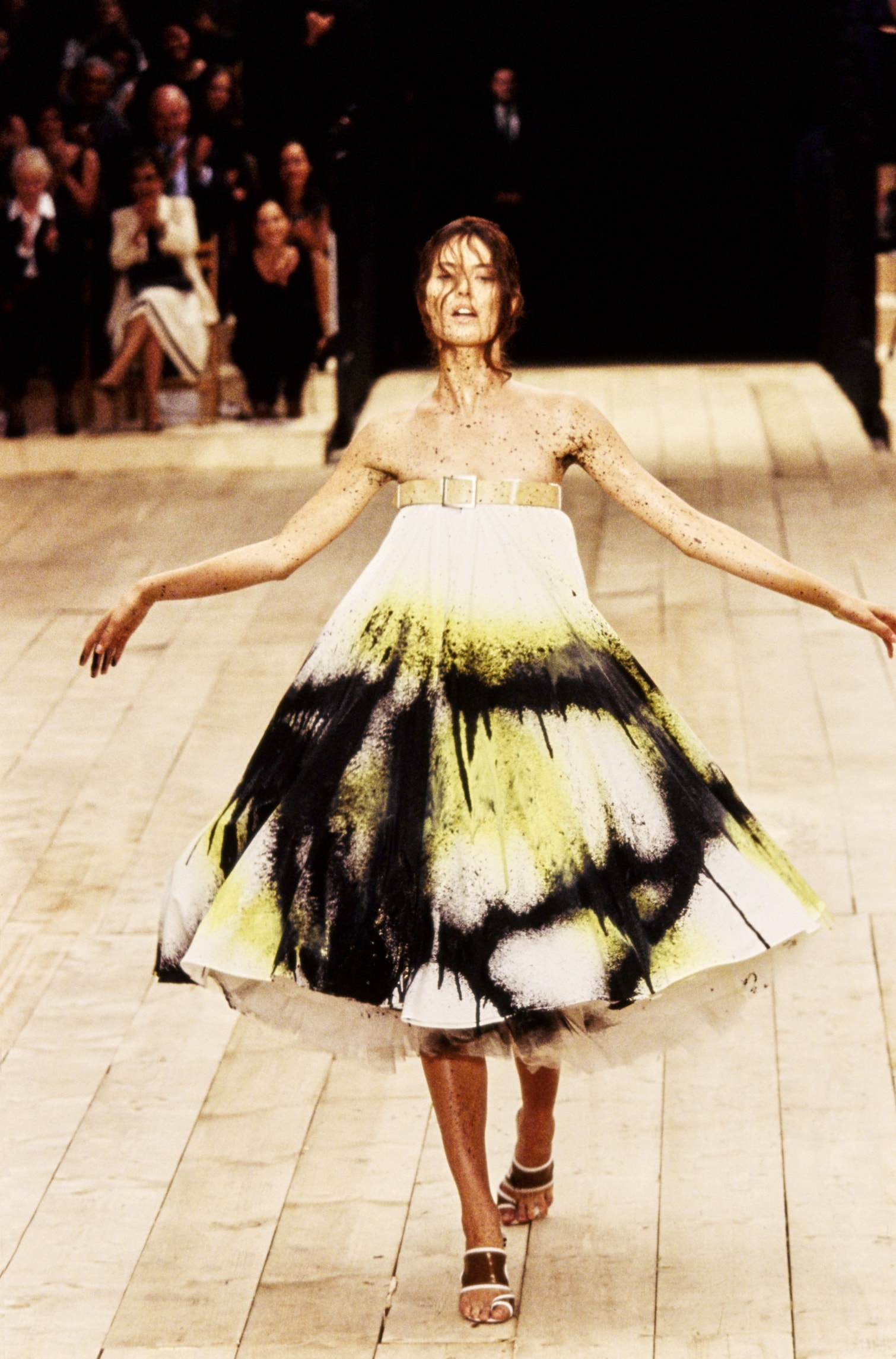 The Most Iconic Runway Moments From the ‘90s | Luisaviaroma